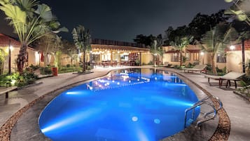 Piscina exterior