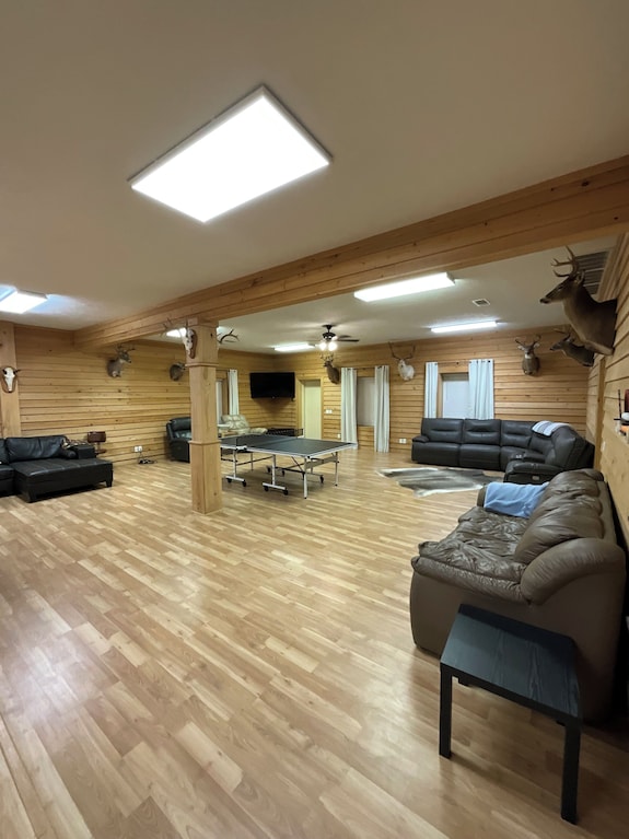 The Boonedocks Lodge In Toledo Bend. Come Experience Spacious Living. - Louisiane