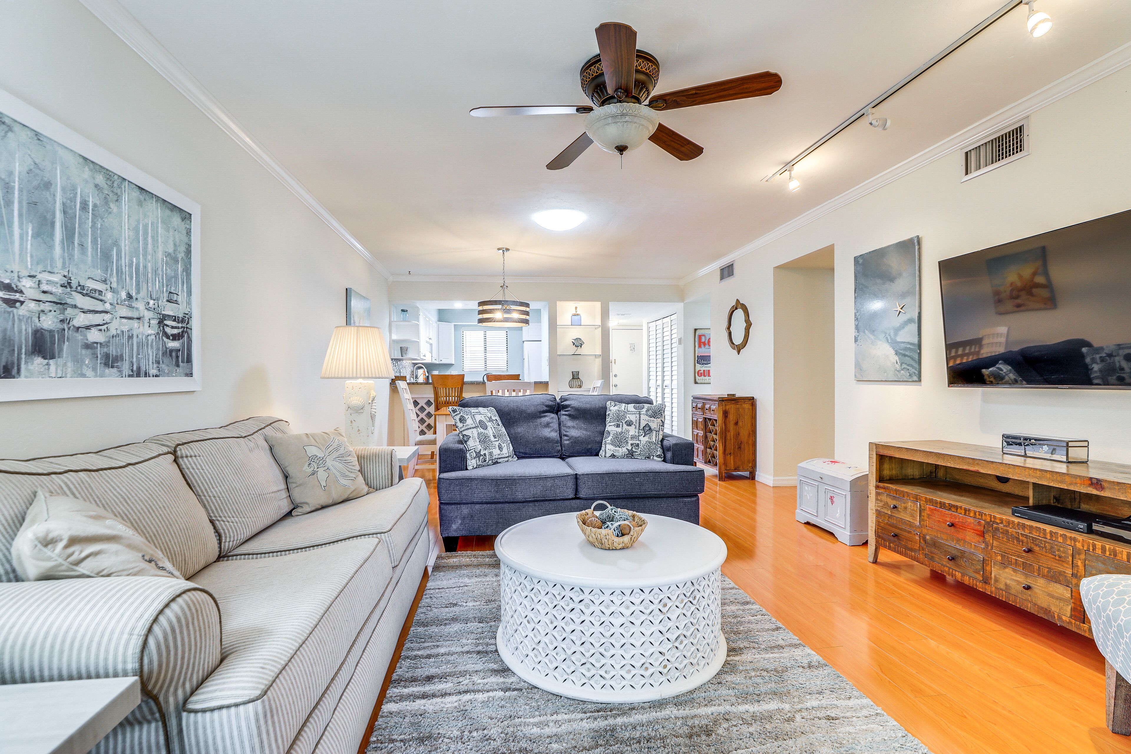 Walkable Bradenton Beach Condo W/ Resort Access - Bradenton Beach