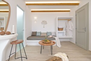 Suíte grand, vista para o mar | Individualmente decorados, individualmente mobiliados, escrivaninha