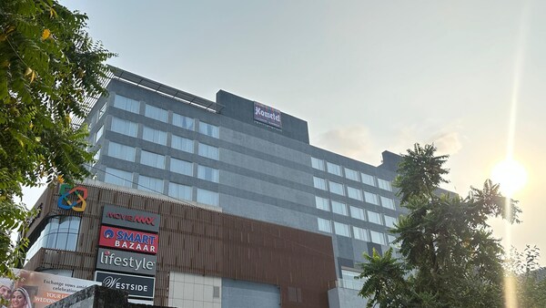 Hometel Alambagh Lucknow - Lucknow