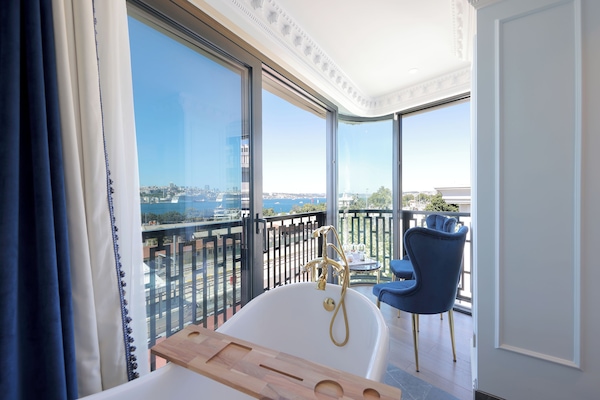 Quarto Presidencial, banheira, vista para o mar | Vista para a praia ou o mar