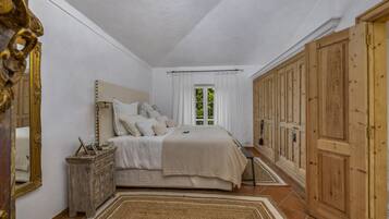 Villa, fumadores | 4 quartos