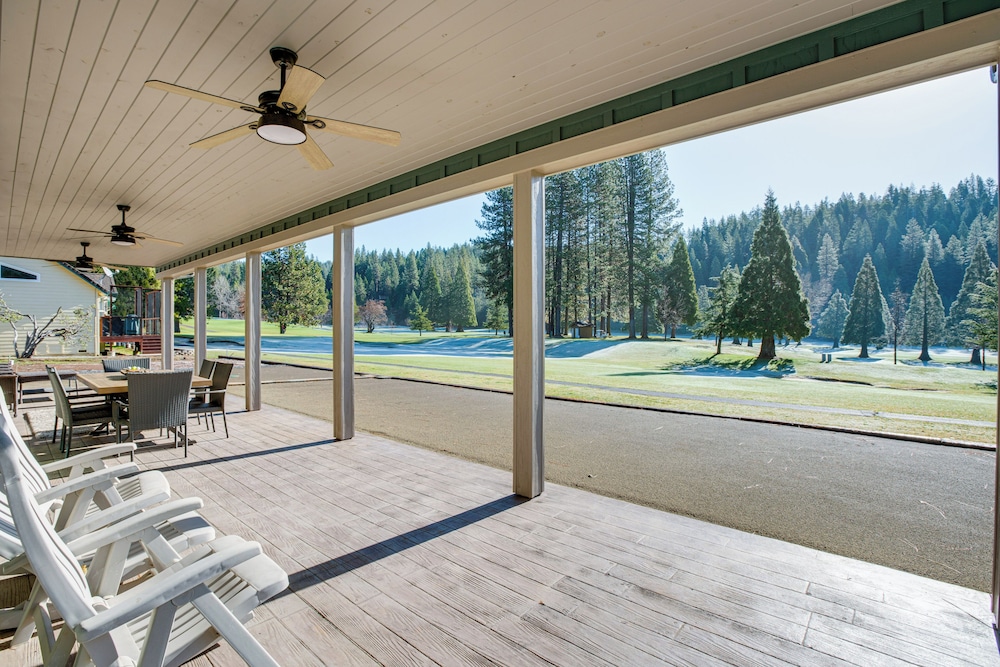 Game Room + Pool Access: Spacious Cabin In Arnold - Murphys, CA
