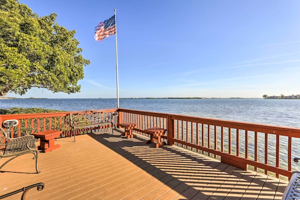 Walkable Bradenton Beach Condo W/ Resort Access - Longboat Key, FL