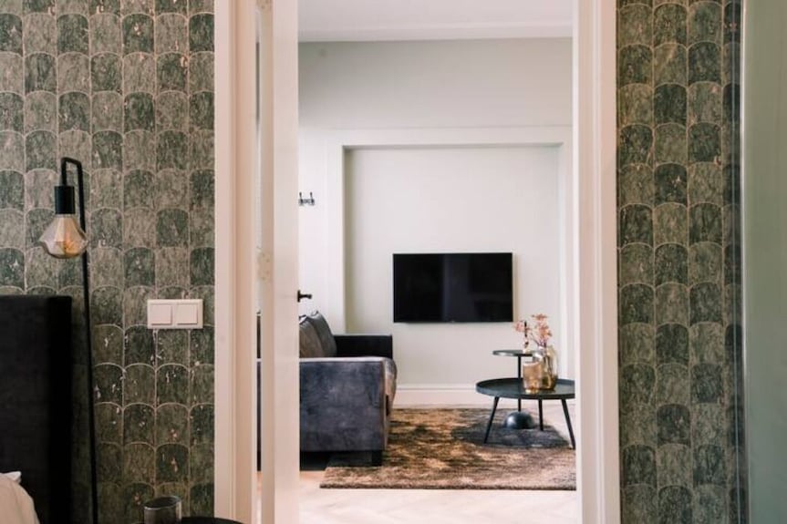 Luxe Ruimte Voor 4 Personen Met Snelle Wifi, 40m² Visgraatvloer, En Een Ensuite Regendouche. - Tilburg