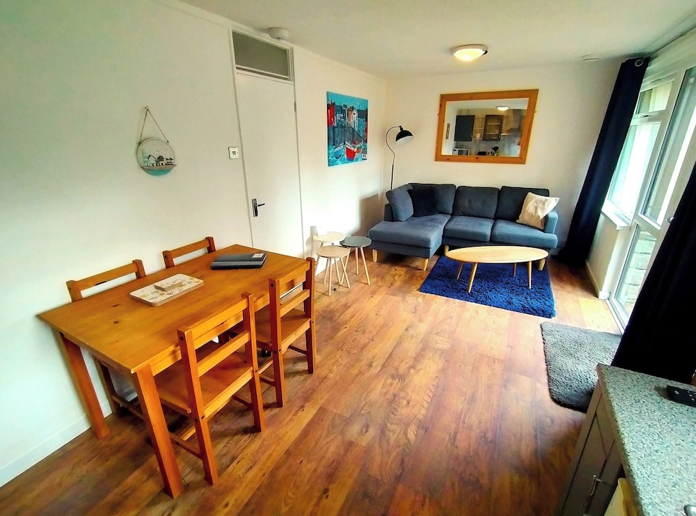Painters Cottage, 2-bed Chalet Nr St Ives & Hayle - Carbis Bay