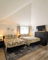 Cabana tradicional, 1 quarto, cozinha americana (Pets Allowed) | Ferros/tábuas de passar roupa, Wi-Fi de cortesia, roupa de cama