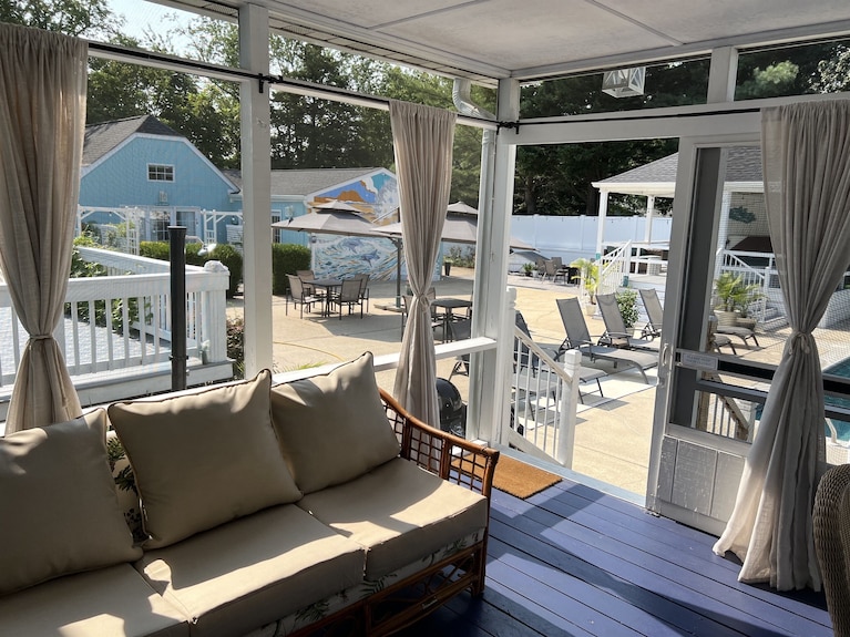 White Sand Room - Pool, Hot Tub, Sauna, Spa - Lewes, DE