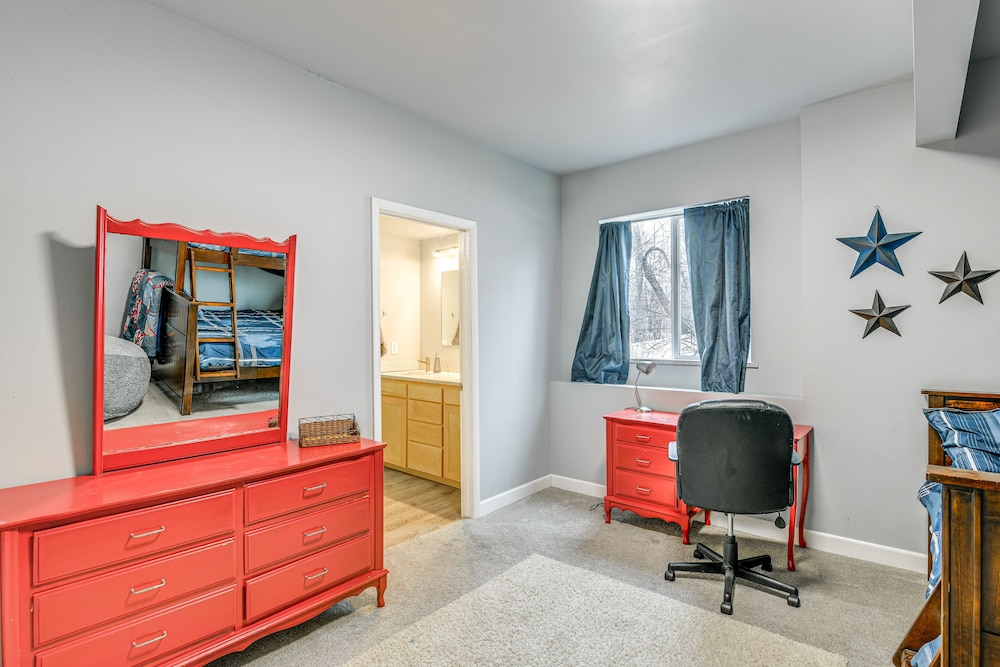 Palmer Apartment W/ Peaceful Pond & Kayaks! - Palmer, AK