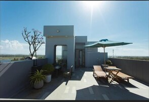 Quarto Duplo Panorâmico | Lençóis italianos Frette, roupa de alta qualidade, edredões de penas 