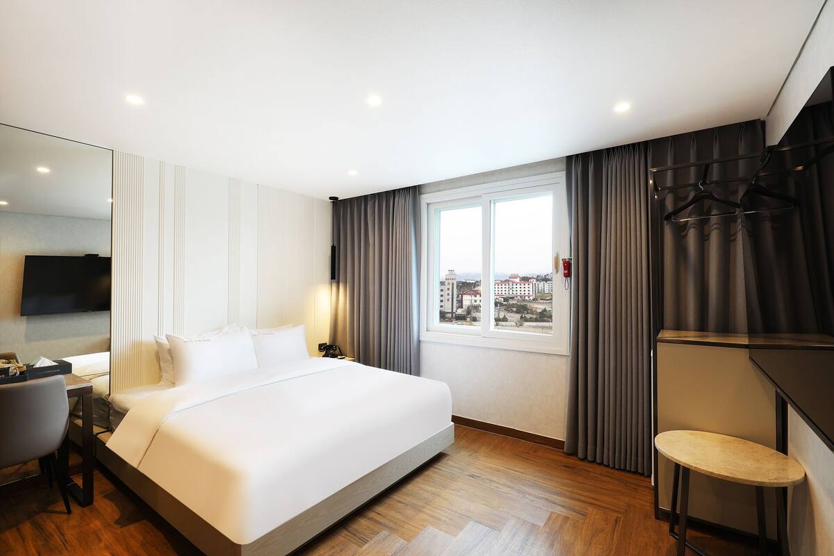 Quarto Elite | 1 quarto, lençóis de algodão egípcio, roupa de alta qualidade