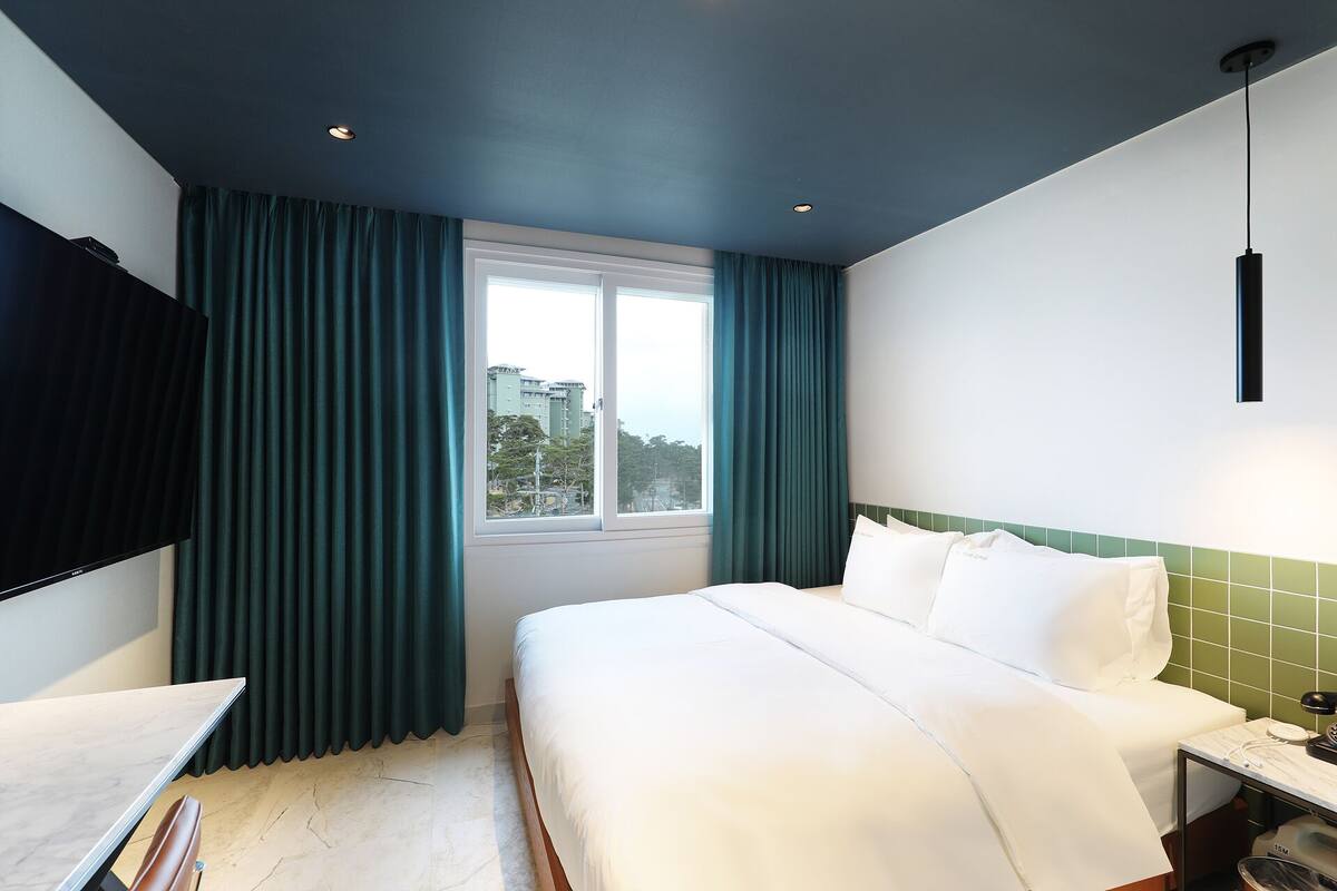Quarto Deluxe | 1 quarto, lençóis de algodão egípcio, roupa de alta qualidade