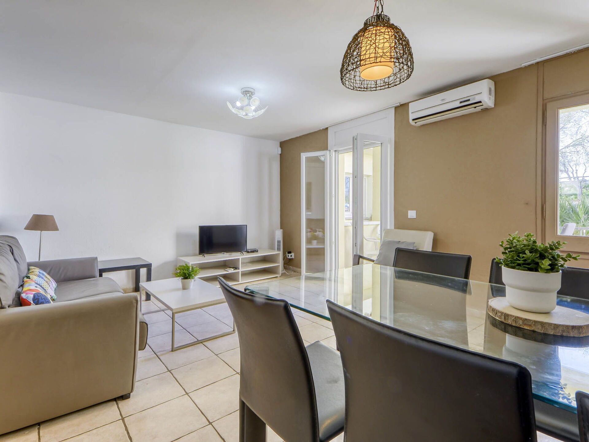 Leuk Appartement Voor 5 Personen Met Zwembad, Airco, Wifi, Tv En Terras - Empuriabrava