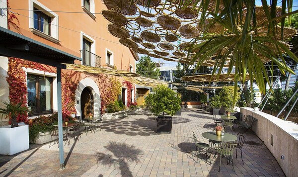 Qgat Suites & Events - Rubí