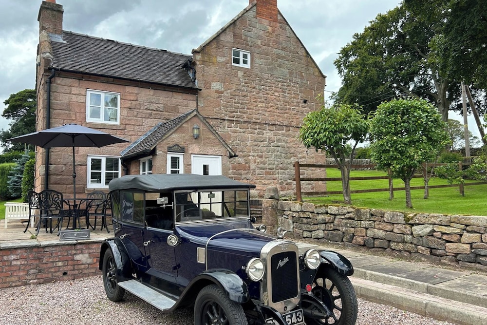 3 ベッド コテージ アルトンタワーズ チャッツワース ポーラーズ ピークス - ダービーシャー