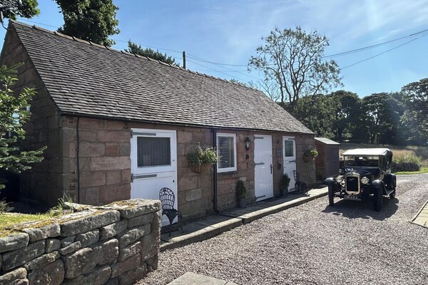 Barn-sleeps 2-pets Ok-parking-near Alton Towers - Staffordshire