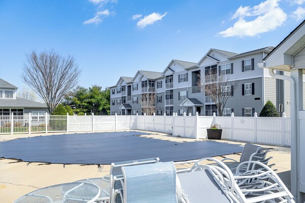 Community Pool & Private Balcony: Chic Lewes Gem - Broadkill Beach, DE