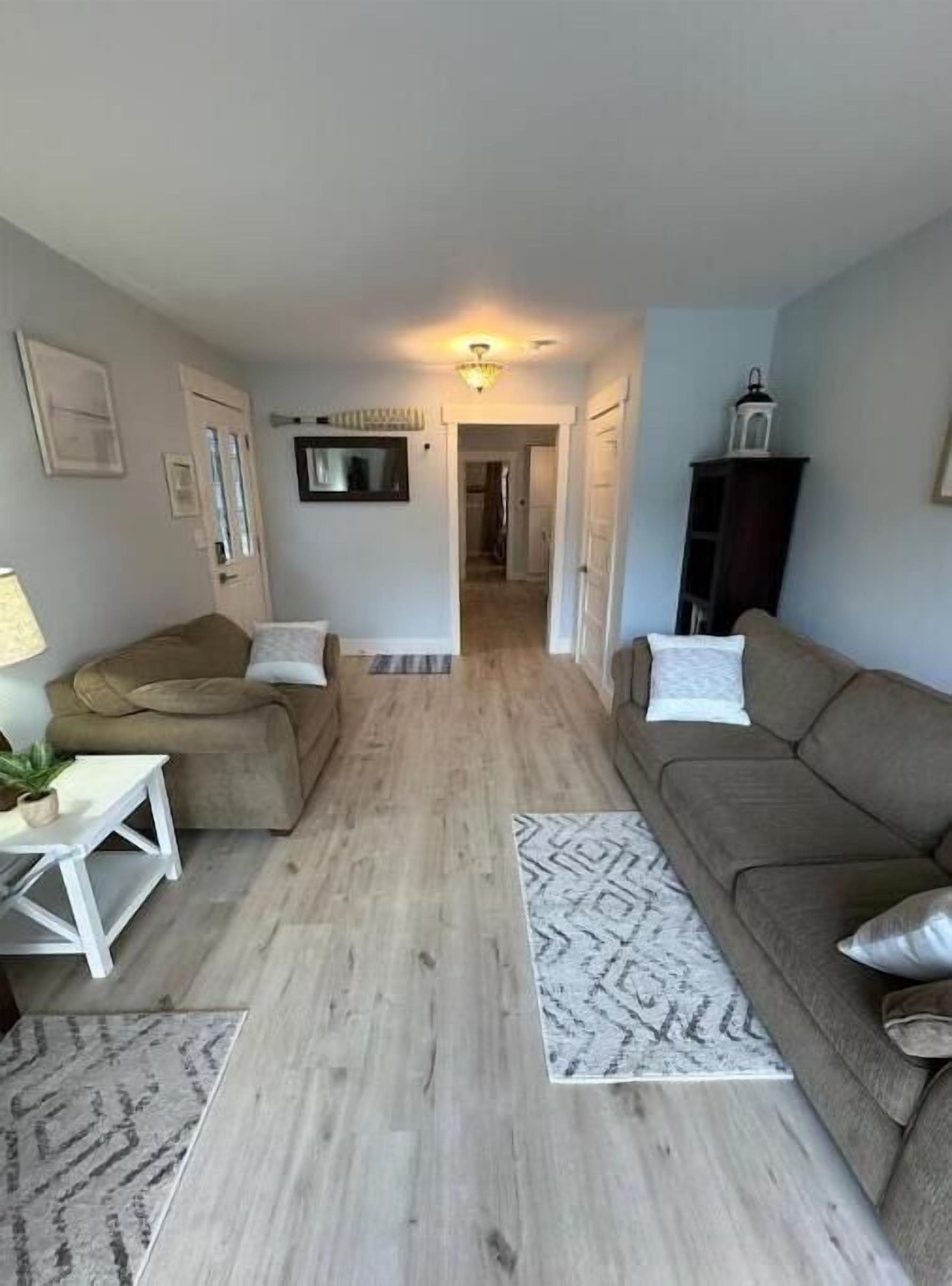 Dog Friendly Beach Cottage Within A Mile Of Town And 7 Lake Michigan Beaches - South Haven, MI