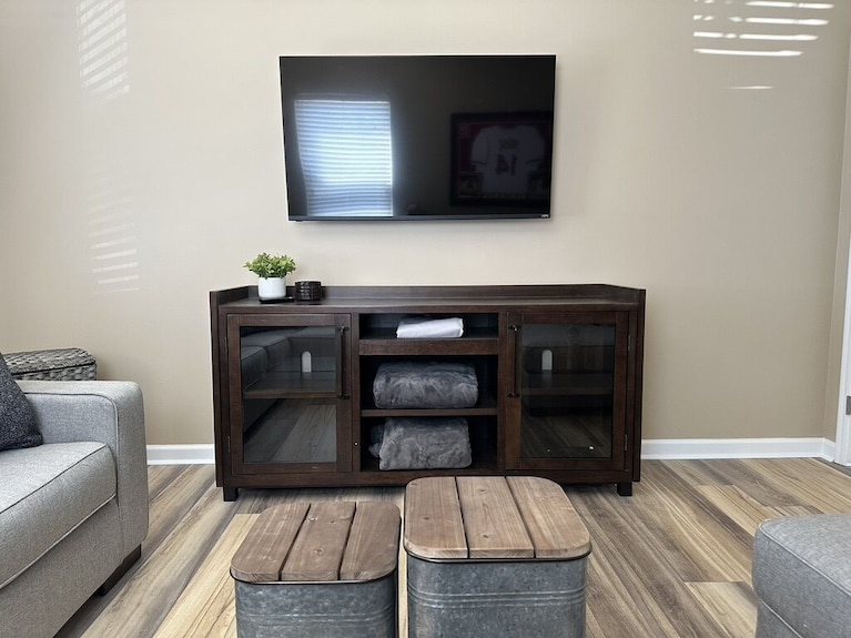 The Dugout\nfamily-friendly Baseball Themed House, 20 Miles From Downtown Cincy - Ohio