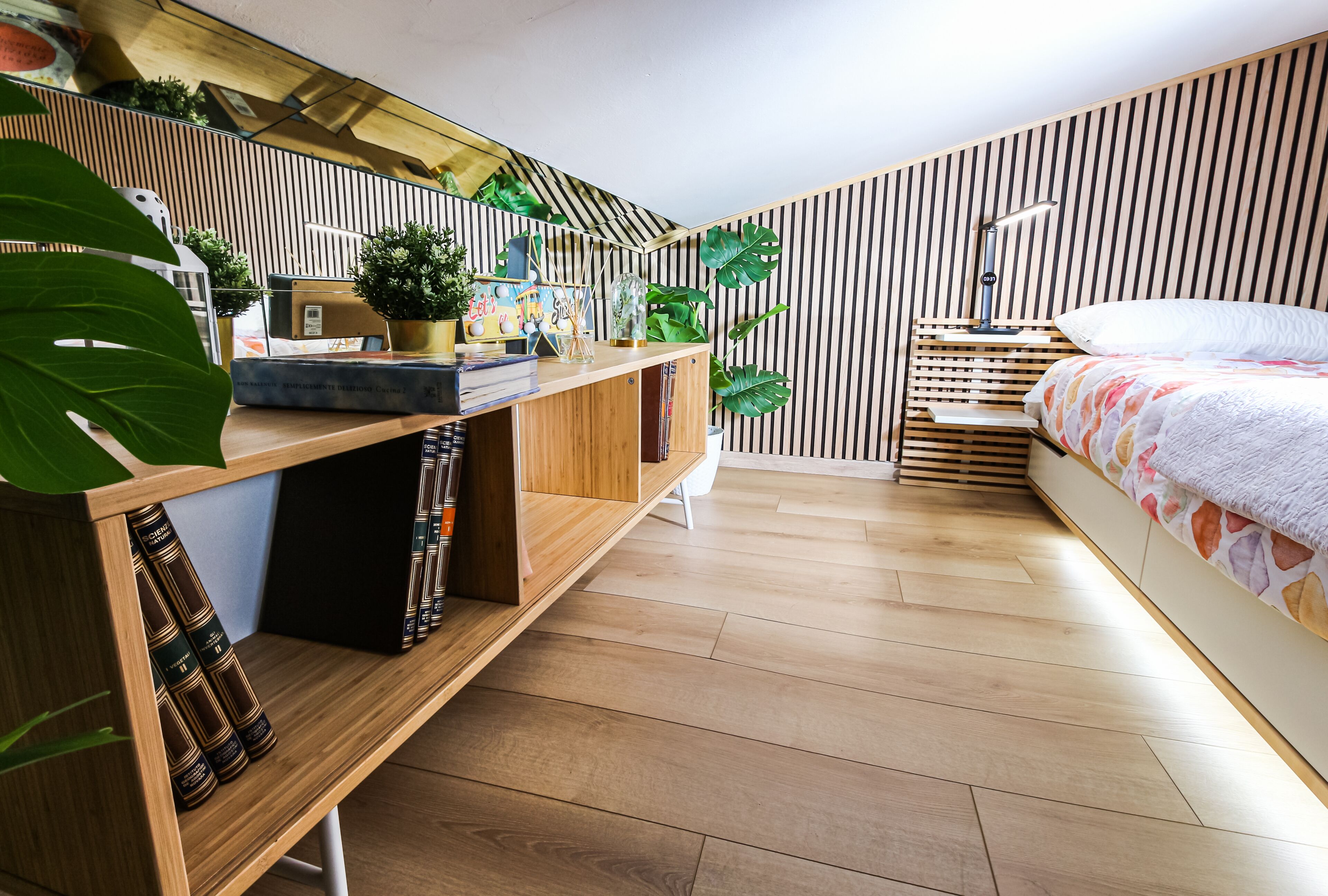 Quarto triplo conforto, 3 quartos | Individualmente mobiliados, escrivaninha, quartos à prova de som