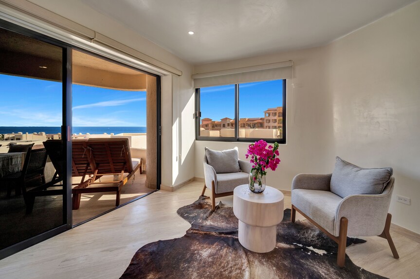 One Of Only 4 Condos In Terrasol With 3br, Each With Its Own Private Bathroom. - Cabo San Lucas