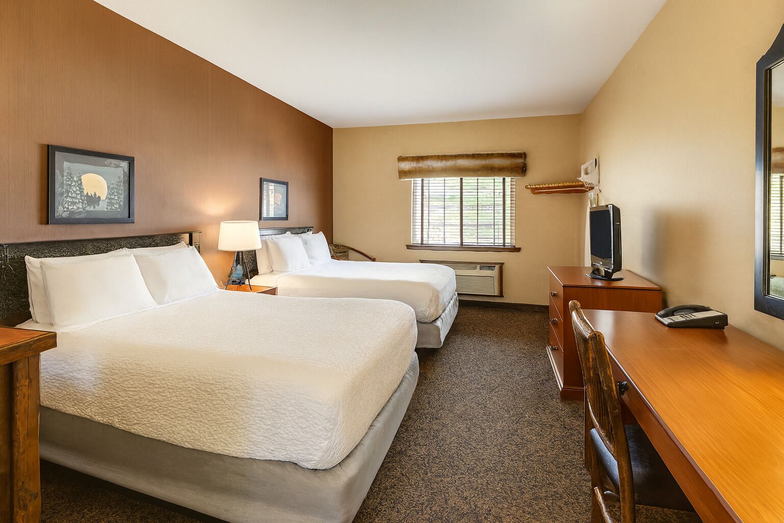 Deluxe 2 Double! Indoor/outdoor Pool, Stoney Creek Columbia | 4 Units - Columbia, MO