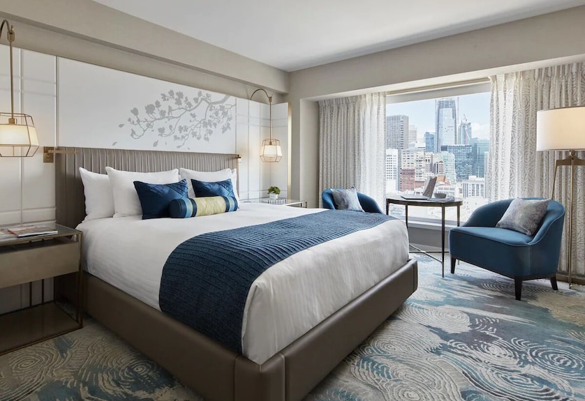 Contemporary Stay With Extraordinary On-site Dining And Entertainment - San Francisco, CA