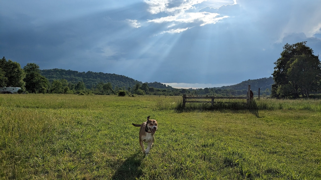Rv Parking Spot With 30 Amp Hook Up And Water. No Dump Station. Bring Your Toys! - Adirondack Mountains