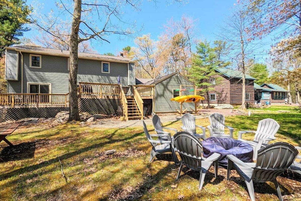 Double Diamond Lodge By Avantstay Group Escape W/ Firepit, Patio, Activities - Lake Harmony, PA