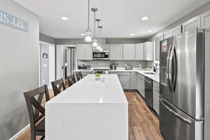 Casa (Multiple Bedrooms) | Interior