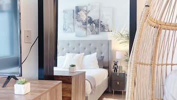 Suíte premier, 1 quarto, para não fumantes, vista para a cidade | Escrivaninha, espaço de trabalho para notebook, Wi-Fi de cortesia