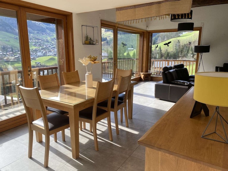 Spacious 3-story Chalet, Fireplace, Garage, Sleeps 6, Arêches-beaufort - Beaufort