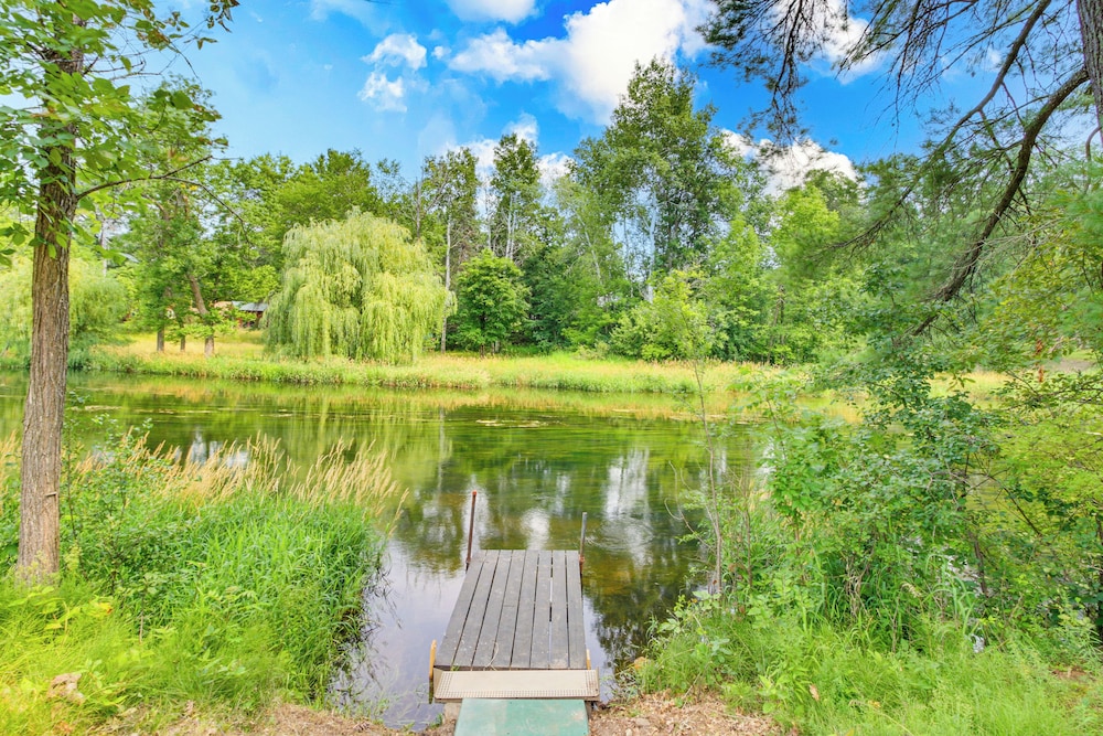 Waterfront Home W/ Dock & Fire Pit In Pine River - Minnesota