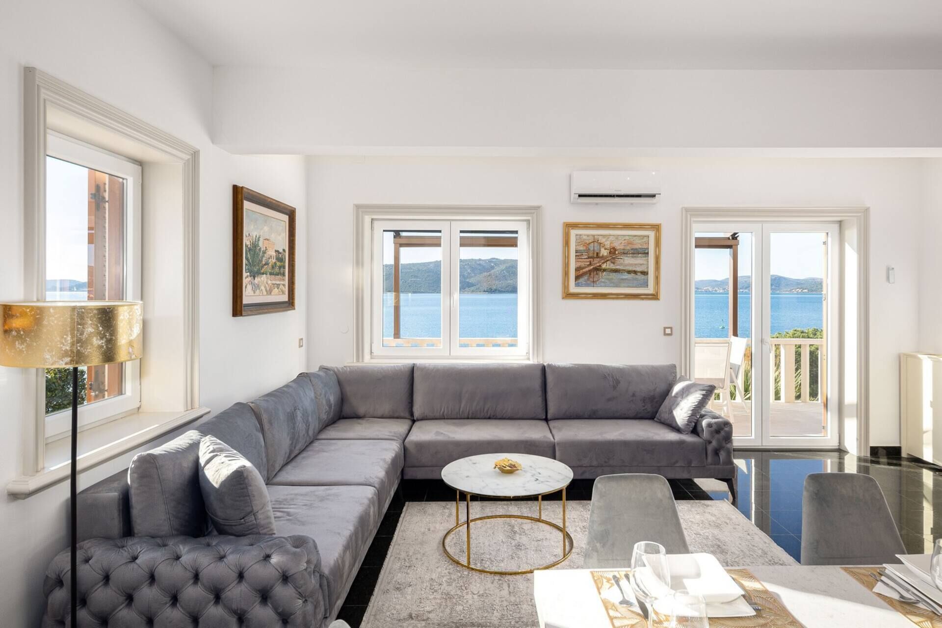 Villa Paradise Mit Pool In Der Nähe Des Meeres Beheiztem Pool Whirlpool - Seget Vranjica