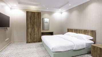Roupa de alta qualidade, Wi-fi grátis, roupa de cama fornecida
