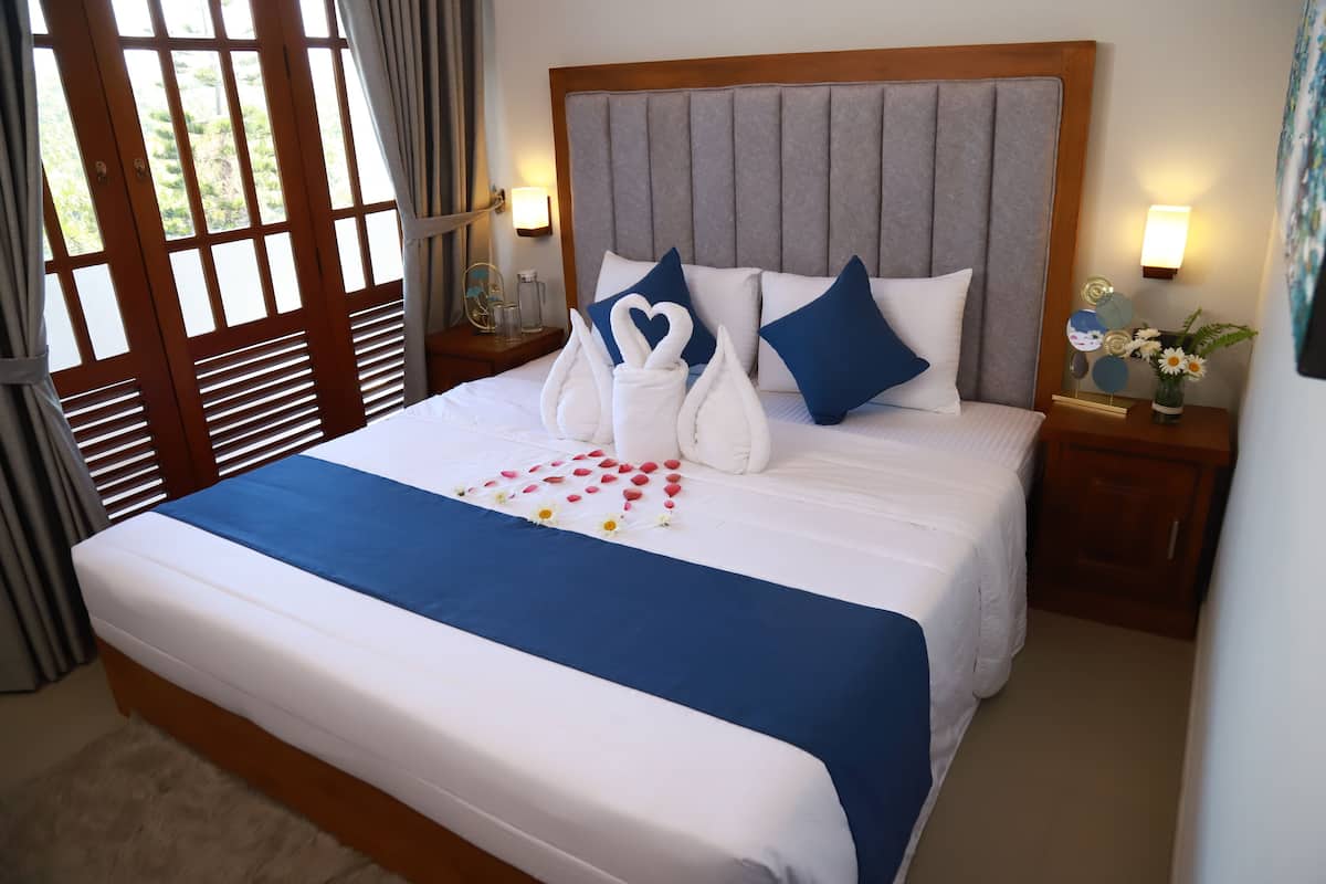 Quarto Duplo Superior, 1 cama king-size, vista para a montanha | Quartos insonorizados, ferro/tábua de engomar, Wi-fi grátis
