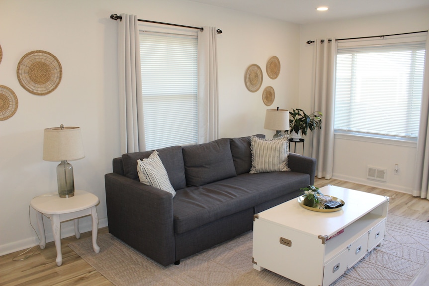 Adorable Lake House Retreat - Steps From The Lake And Restaurants! - 沃基肖