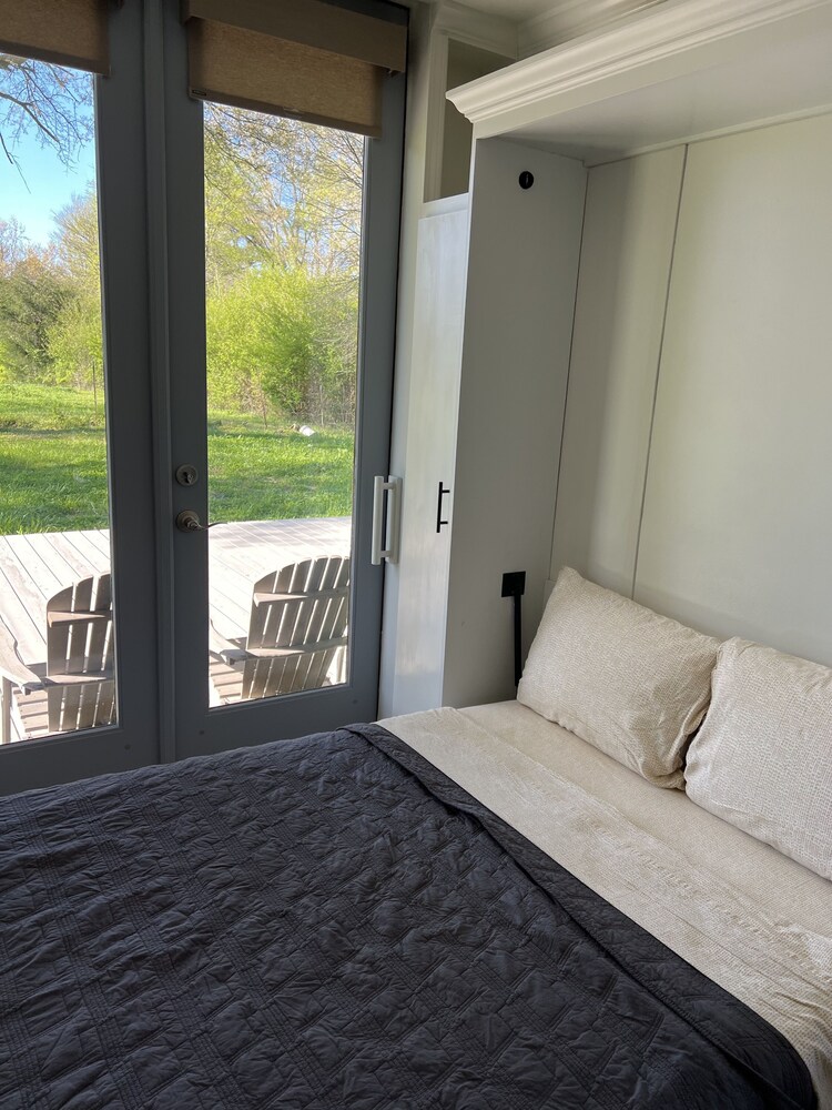 Relaxing rural retreat near Philadelphia, MS Congress of Country Music ...