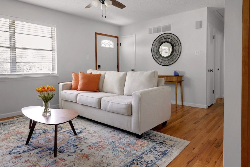 Welcome To The Owl's Nest - 2 Bedroom Home In Augusta, Wineries & The Katy Trail - Defiance Ridge Vineyards, Defiance
