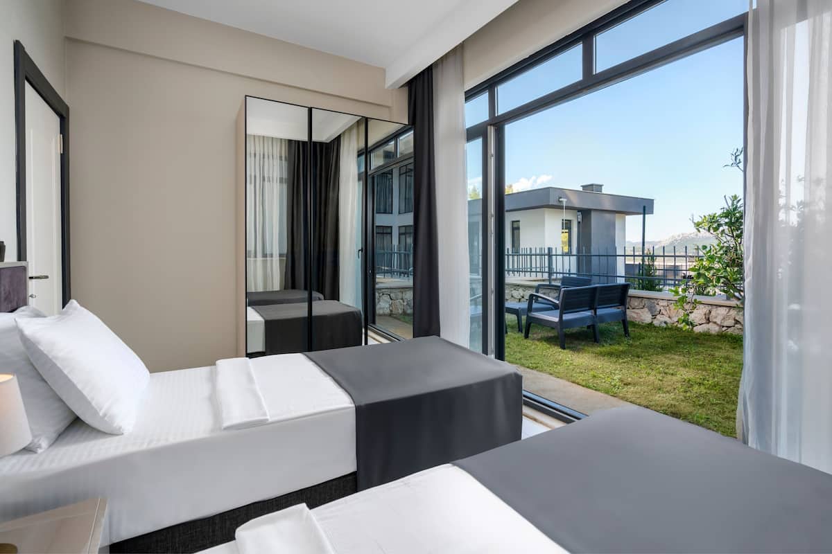 Executive Family Suite | Roupa de alta qualidade, minibar, cofre no quarto