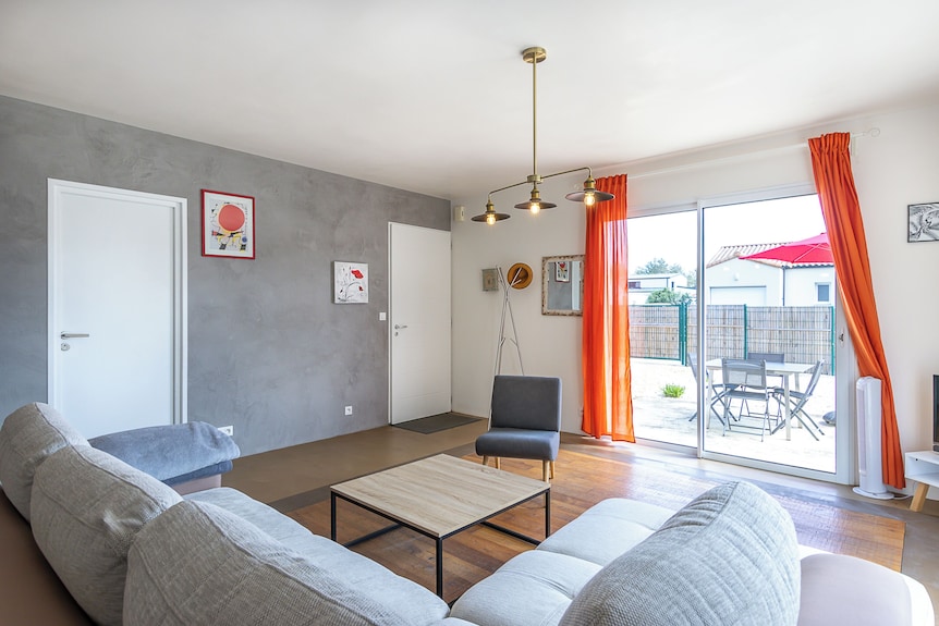 Vakantiehuis 'Huis 100m² Dichtbij Strand En Bos' Met Privé Terras En Privé Tuin - Saint-Jean-de-Monts