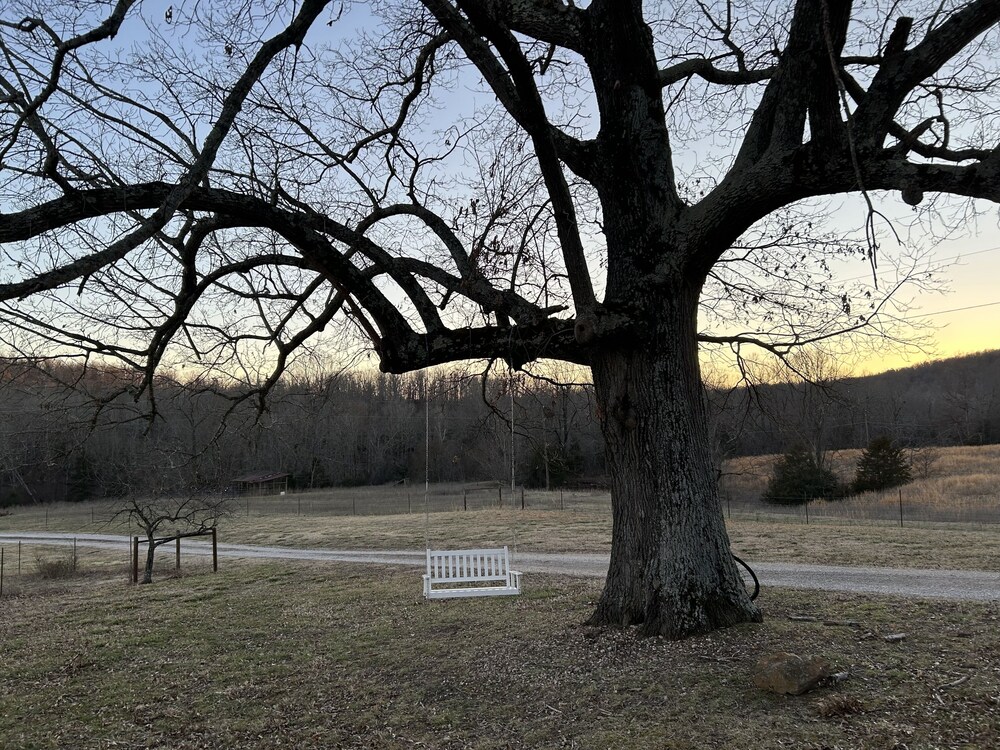 Come enjoy the TOTAL eclipse with us! - Fulton County | Vrbo