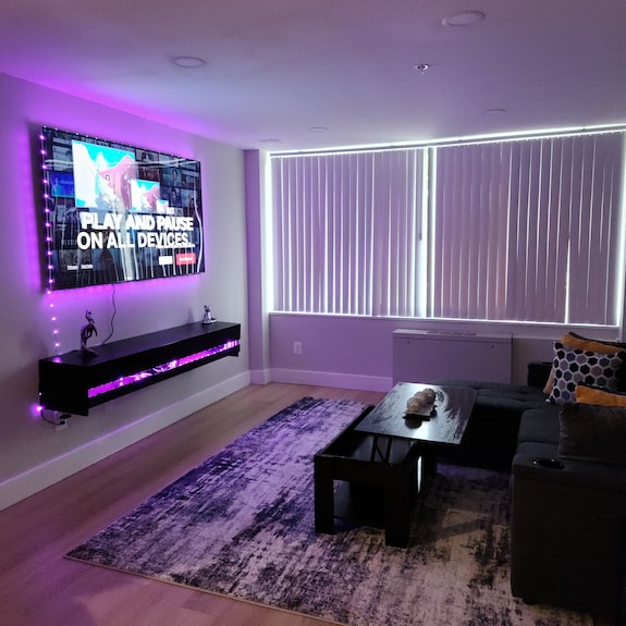 Cozy King Suite At The Heart Of Towson. - Maryland