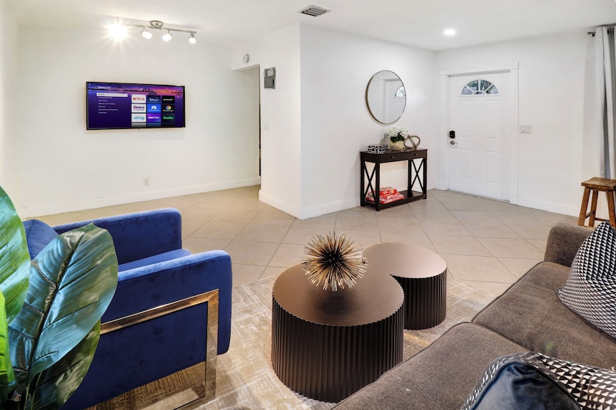 Casa Amor 2br Oasis! Just 6 Minutes From The Beach - Coral Springs, FL