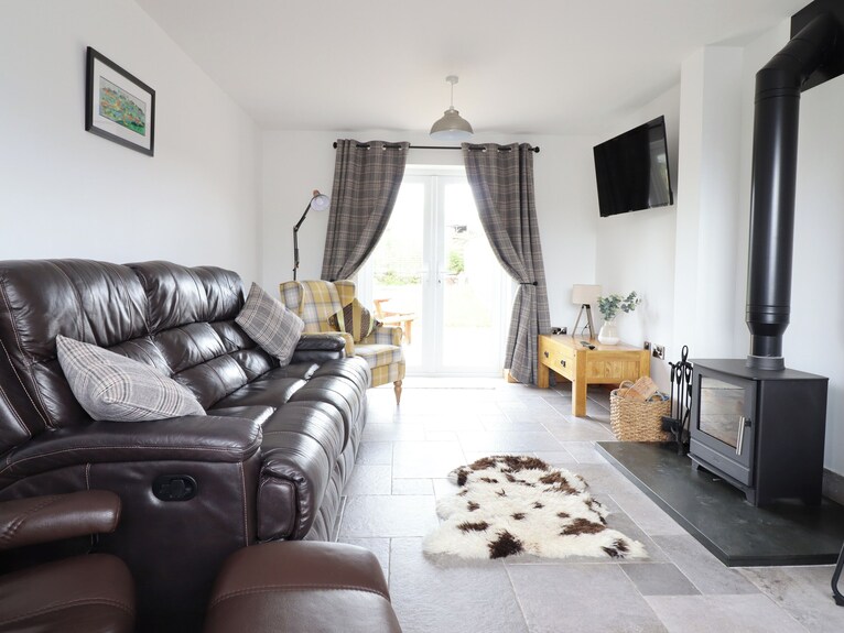 Gwynfa, Pet Friendly, With Open Fire In Bala - Bala