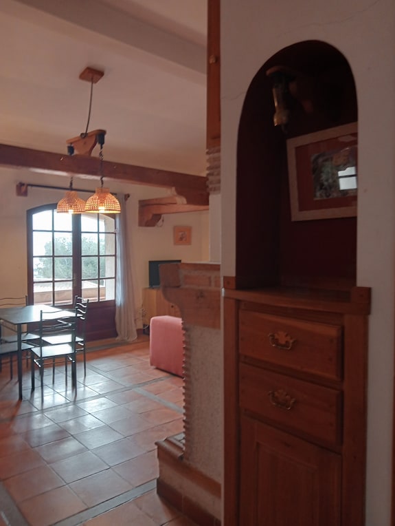 Appartement Pour 4 Personnes - Sausset-les-Pins