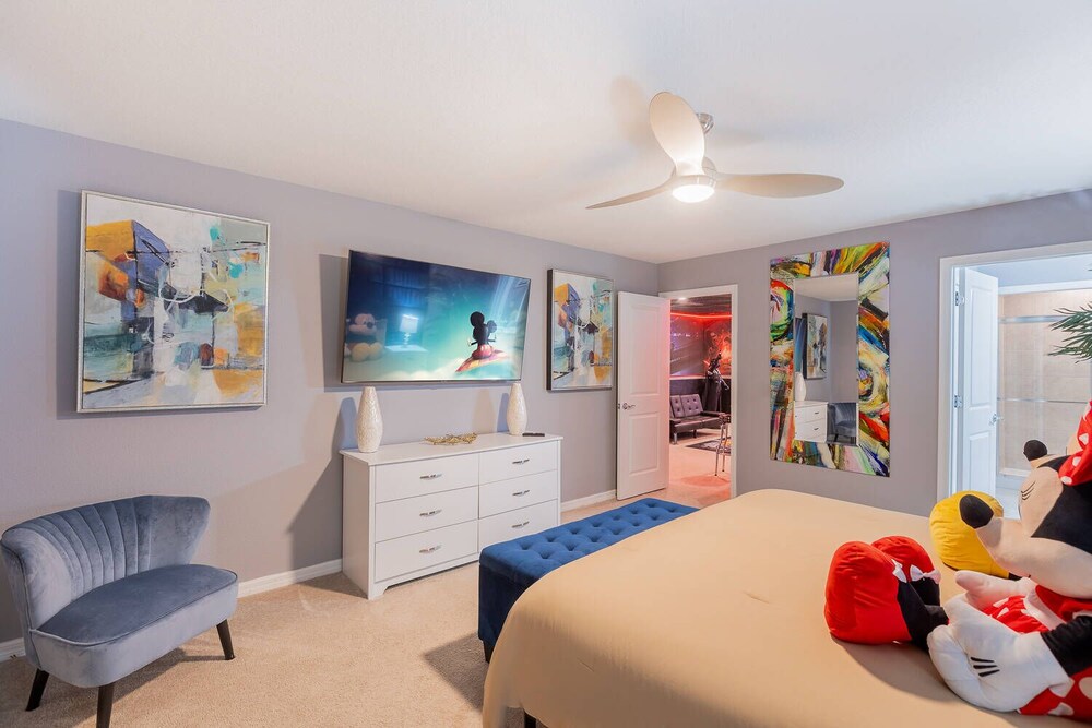 Themed Home at Windsor Island Near Disney w/pool. - Four Corners | Vrbo