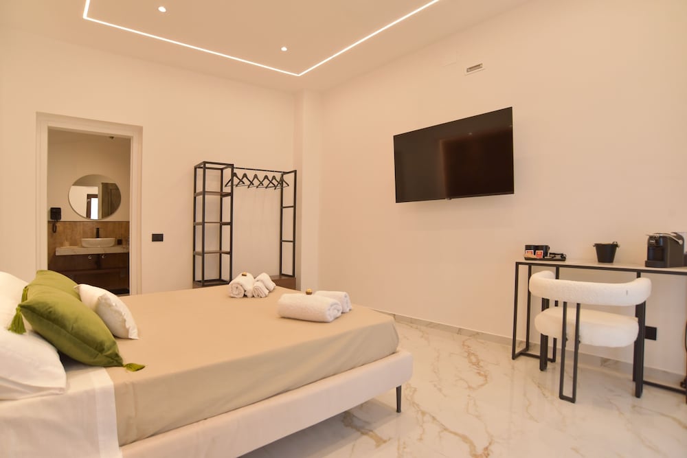 Flà Suite Deluxe - Terrasini
