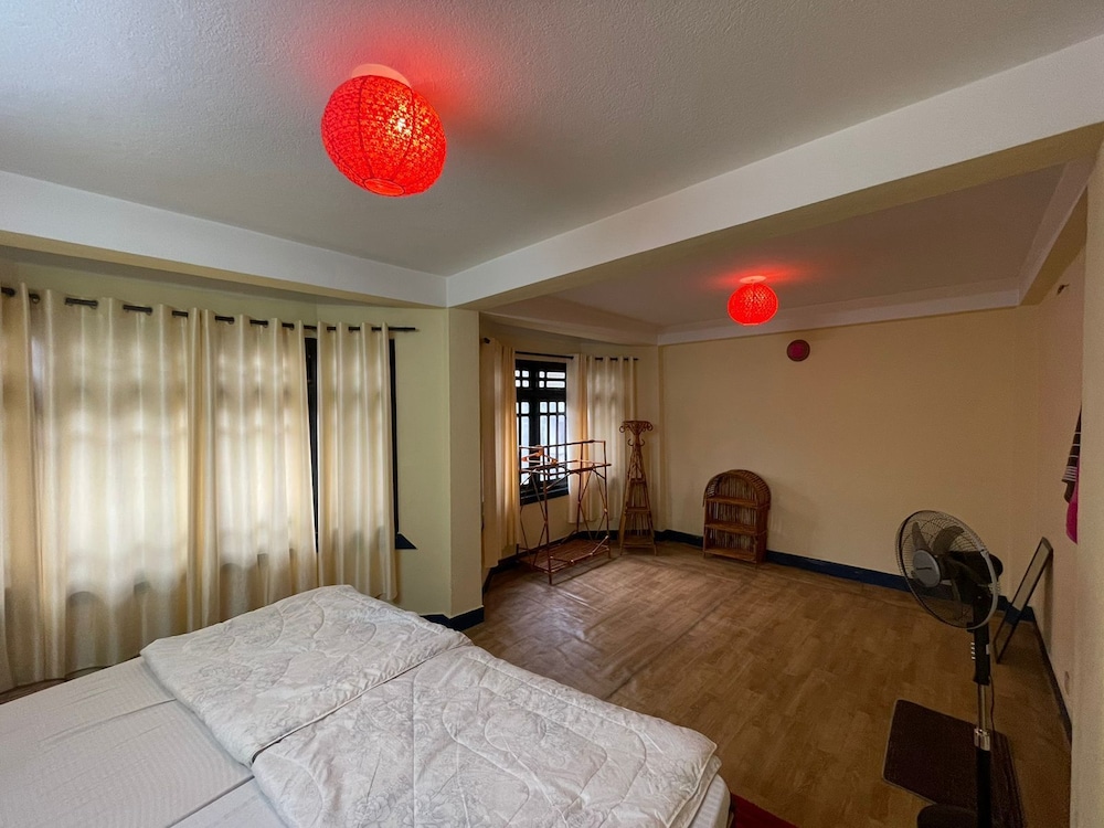 Dzambala Apartment -